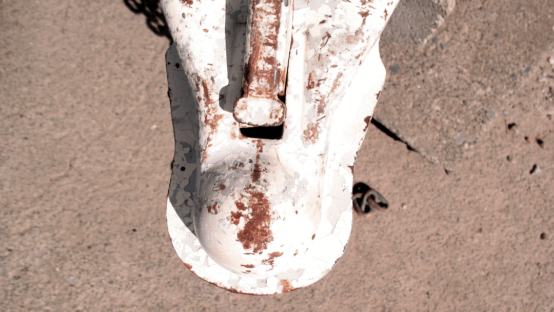 Can a trailer hitch fall off? - TowPedia